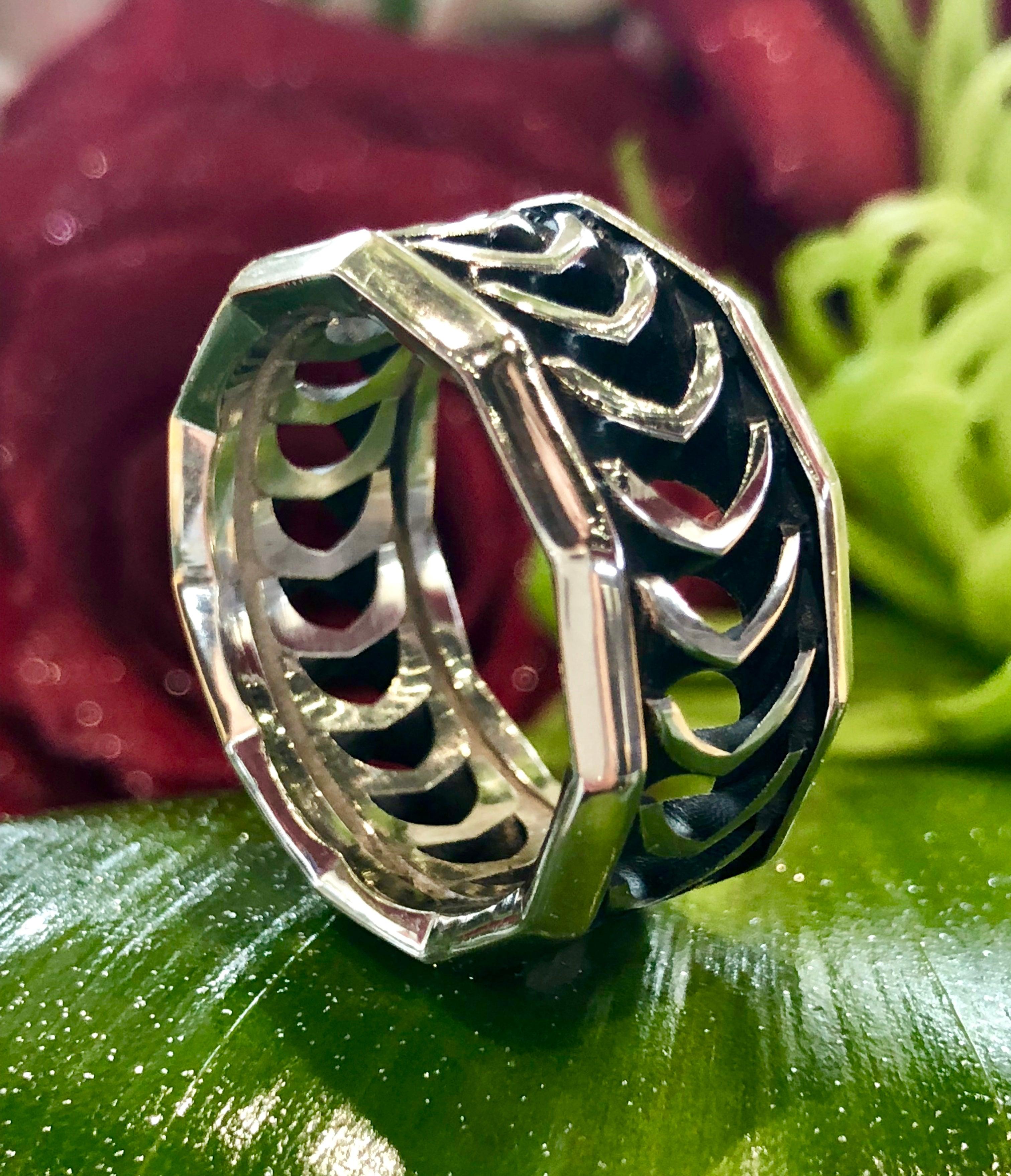 Lance Pierce Chop Saw Band in 14K Gold – Pierce Custom Jewelers