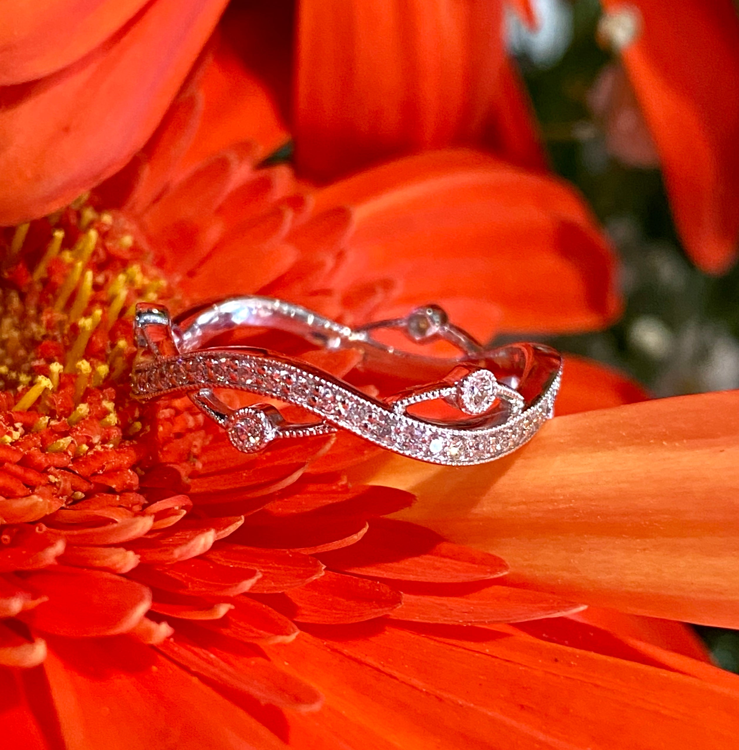 Simon G Diamond Band in 18K White Gold NR517 – Pierce Custom Jewelers